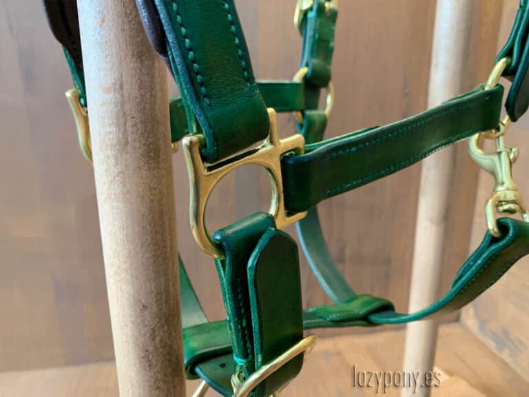 Anatomic leather horse halter Lazypony